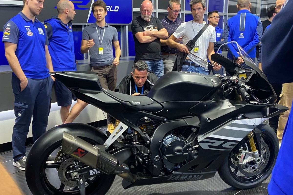 Новый Yamaha R9 представлен публике на Circuito de Jerez в рамках ...
