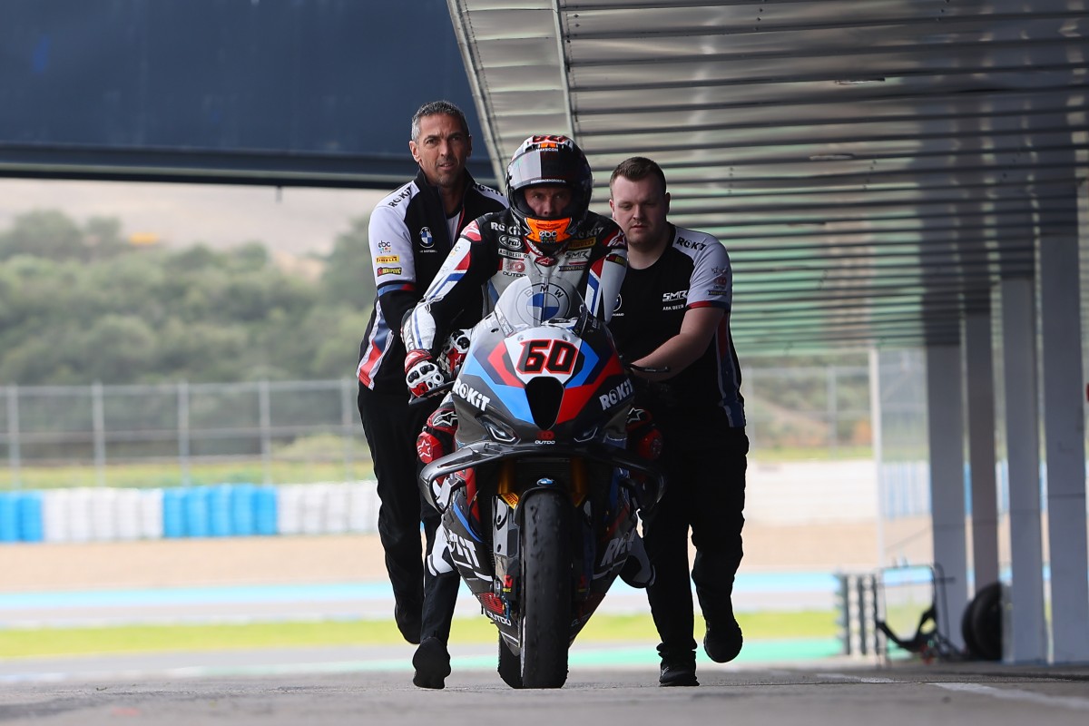 WSBK 2025: BMW Motorrad протестировала альтернативную спецификацию ...